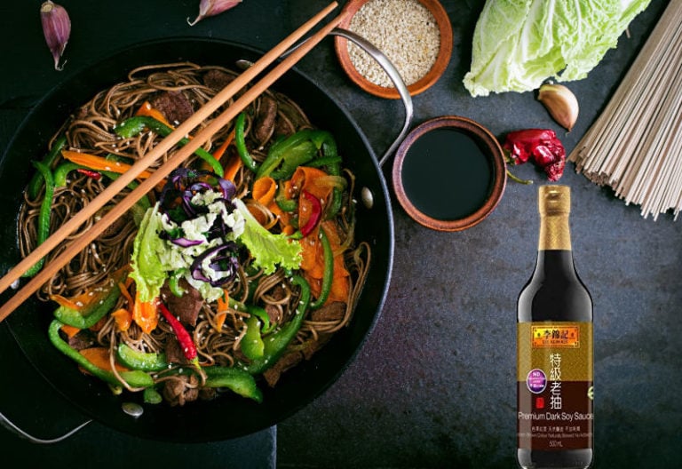8 Substitutes For Dark Soy Sauce