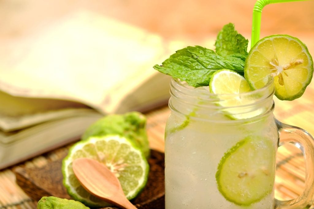 Best Natural Juices to Relieve Acid Reflux and GERD - Tastylicious