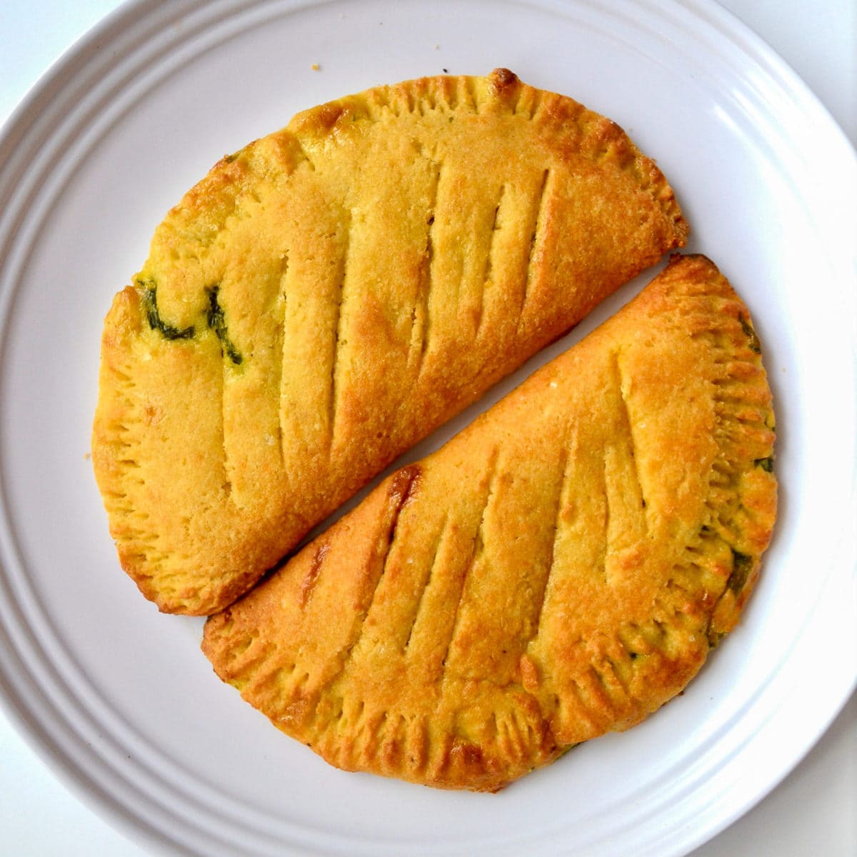 Keto Spinach and Cream Cheese Calzone - Tastylicious