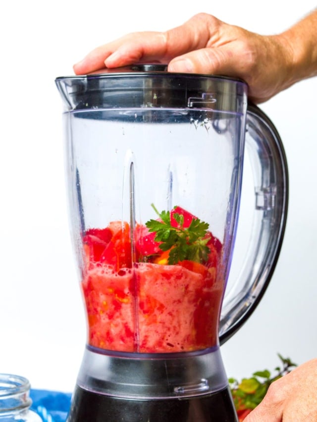 Juicing vs Blending, Which is Better for your Health? - Tastylicious