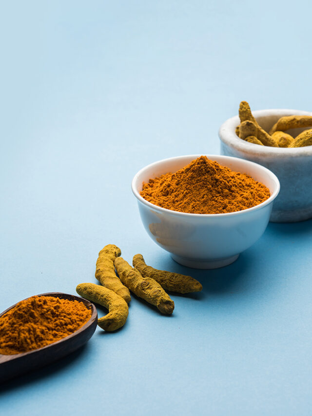 Saffron vs. Turmeric: How Do You Tell the Difference? - Tastylicious