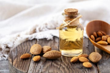 16 Best Almond Extract Substitutes for Baking - Tastylicious