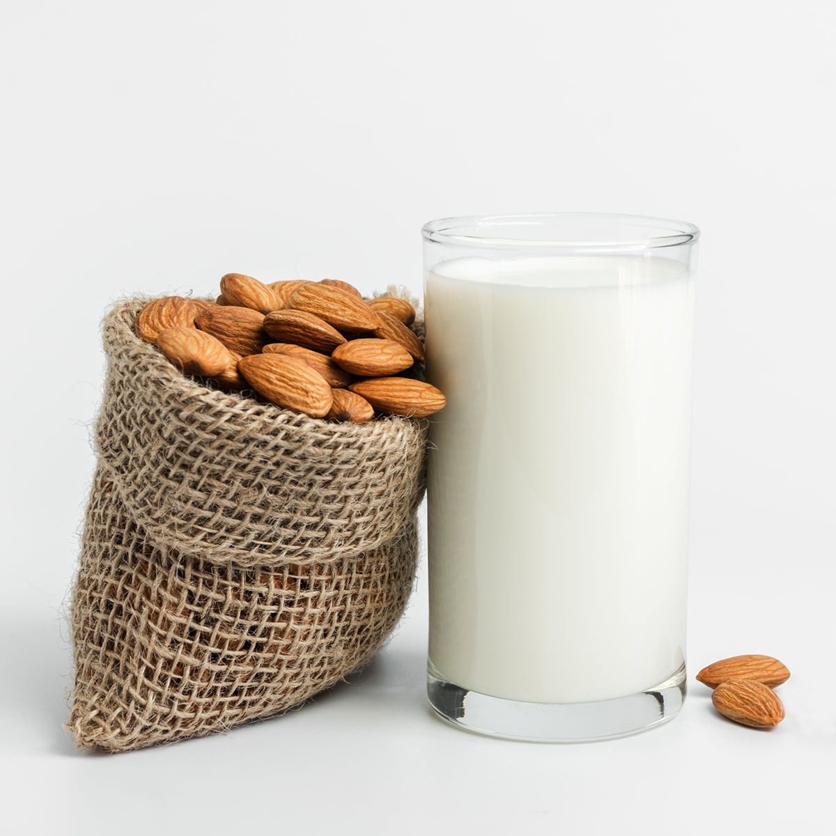 Is Almond Milk High in Iron? - Tastylicious