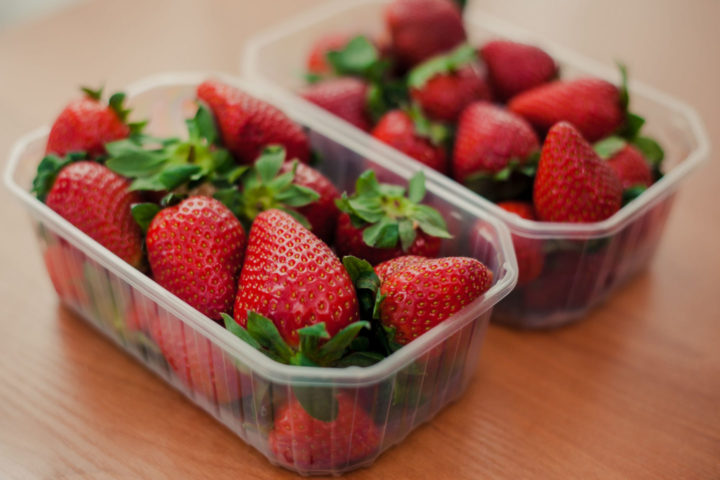 How to Tell If Your Strawberries Have Gone Bad - Tastylicious