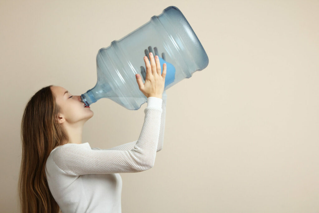Juice Fasting vs. Water Fasting: Which Is Better For You? - Tastylicious