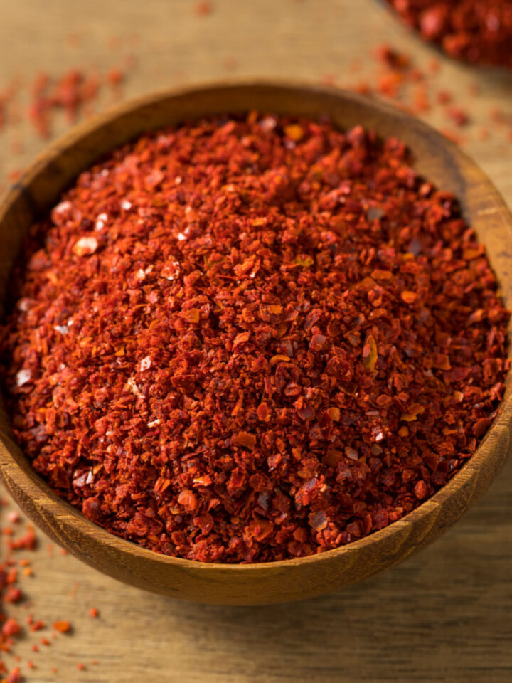 Gochugaru vs Gochujang: What's the Difference? - Tastylicious