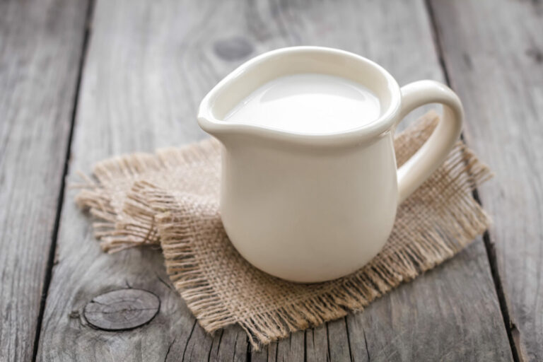 The 5 Lowest Calorie Milk Options for Your Coffee - Tastylicious