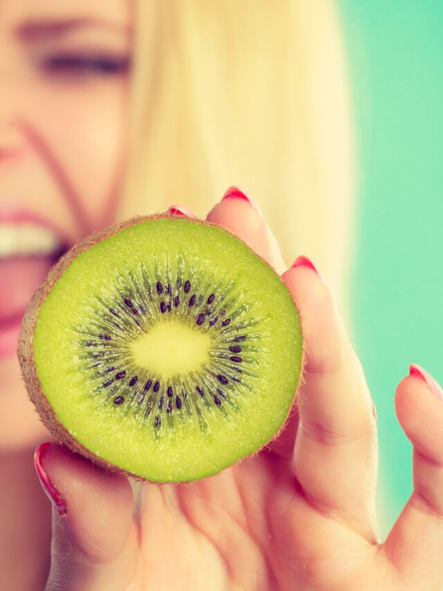 Is Kiwifruit Acidic? Everything You Need to Know - Tastylicious